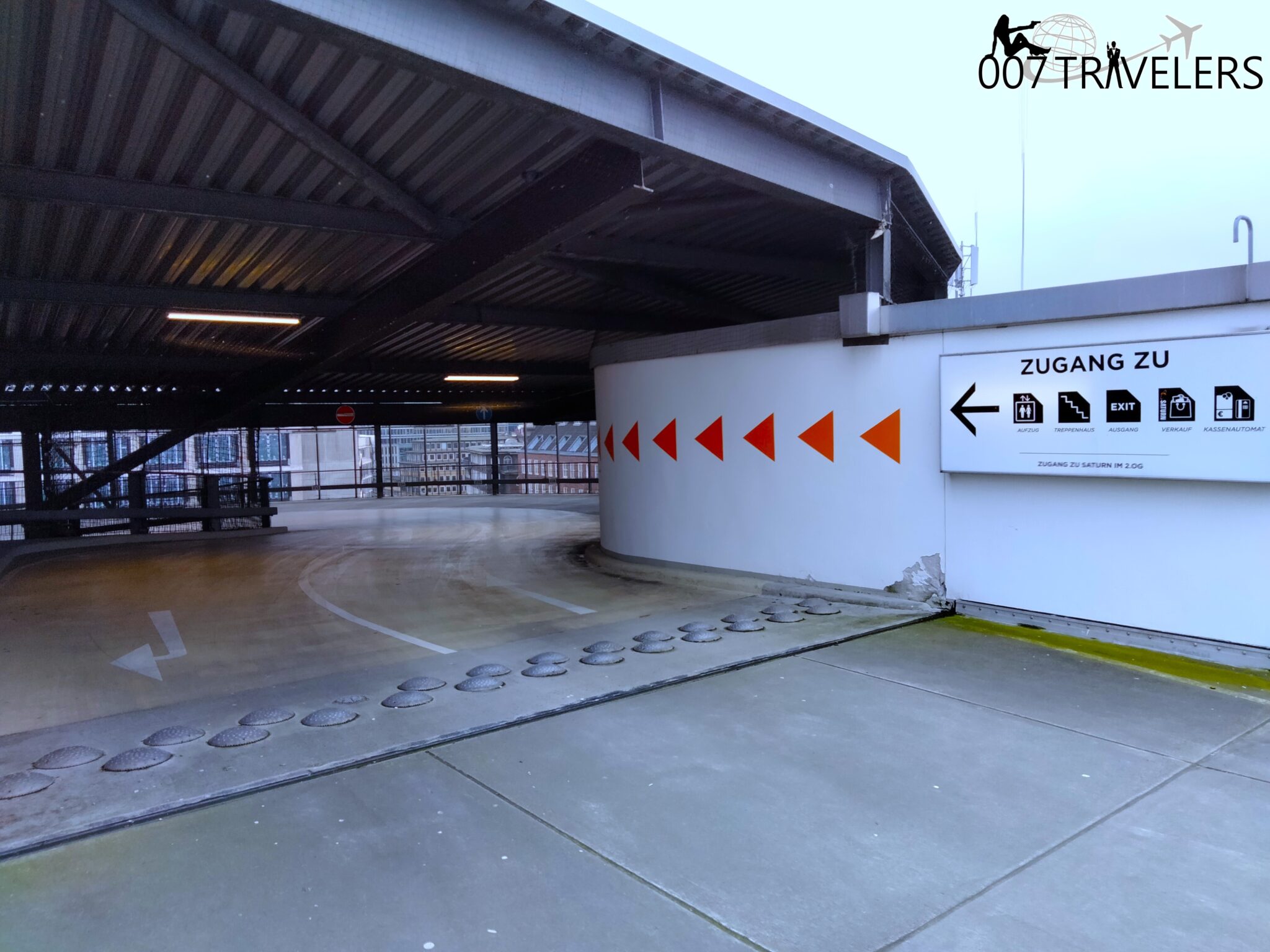007 Filming location: Parking garage’s top floor in Hamburg / Tomorrow ...