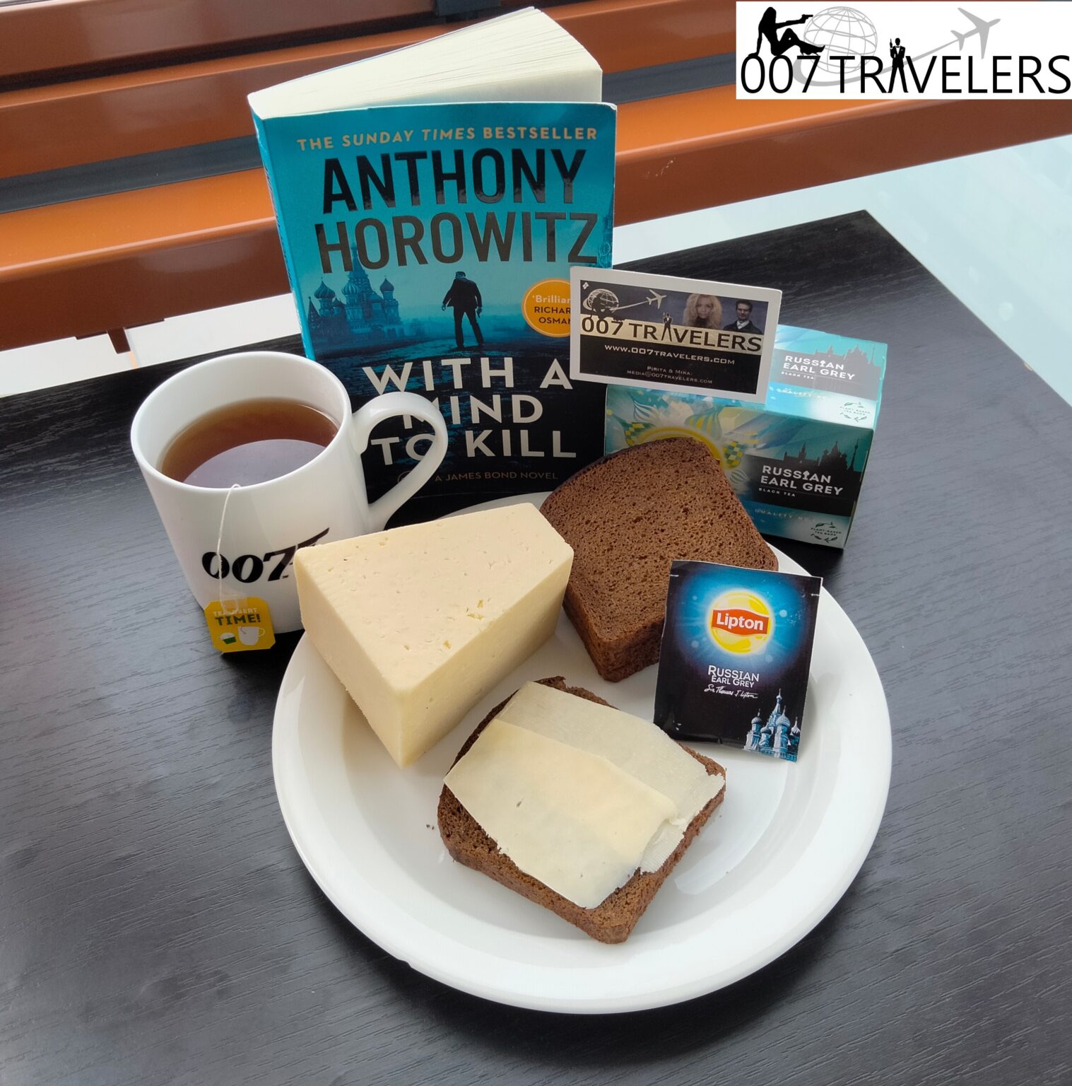 007 Food: Black bread, cheese and Russian tea - 007 Travelers