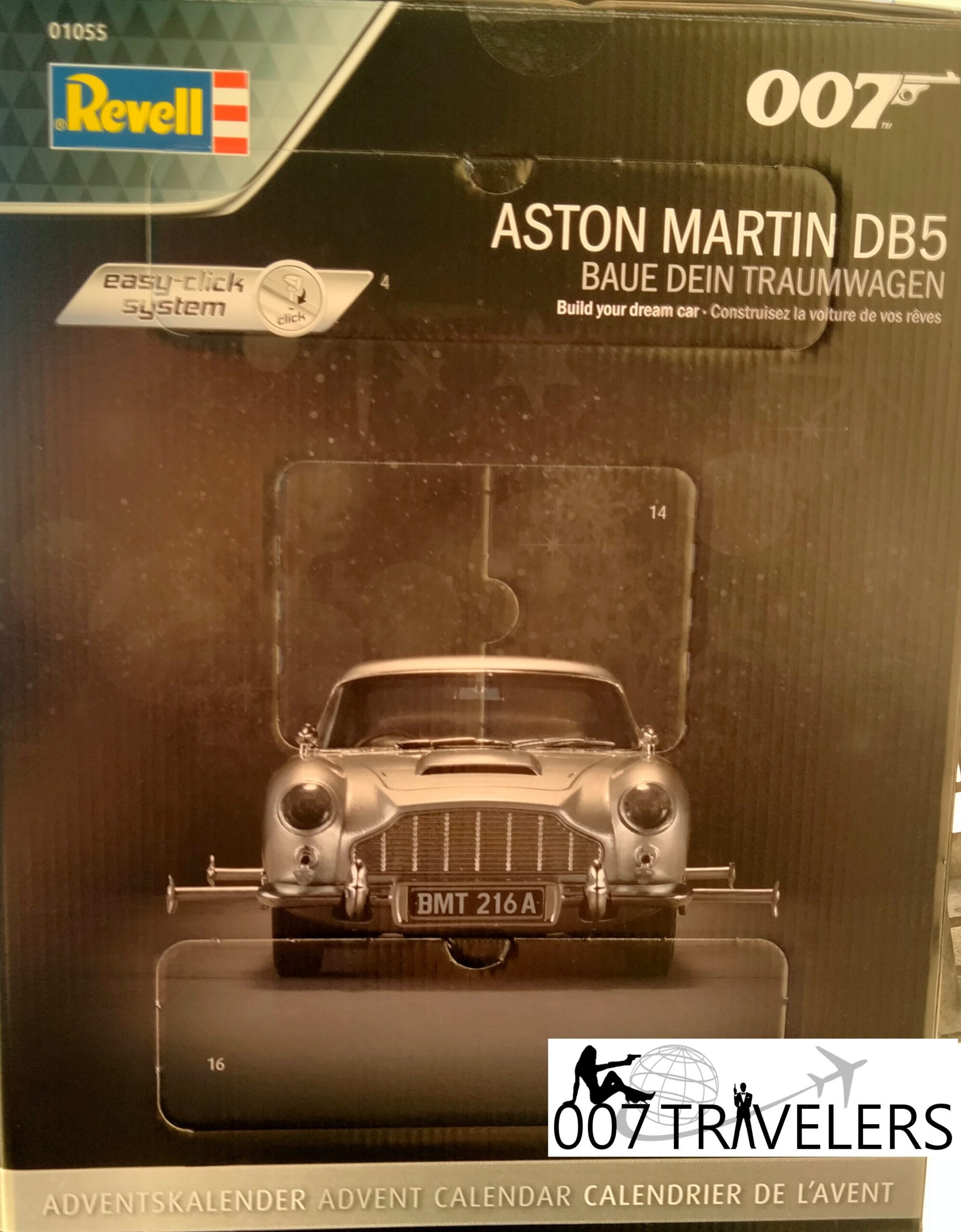 007 Item: 007 Aston Martin DB5 Advent Calendar - 007 Travelers