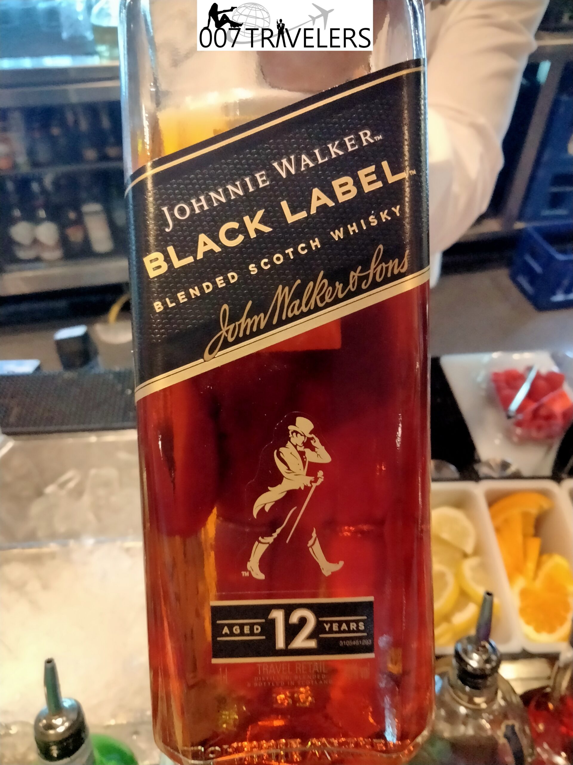 007 Drink: Johnnie Walker Black Label Whisky - 007 Travelers